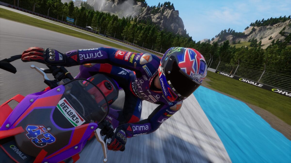 Test : premières minutes de gameplay sur MotoGP 25, version PS5 (vidéo ...